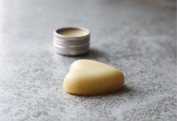 Handmade solid perfume recipe | Bottega Zero Waste
